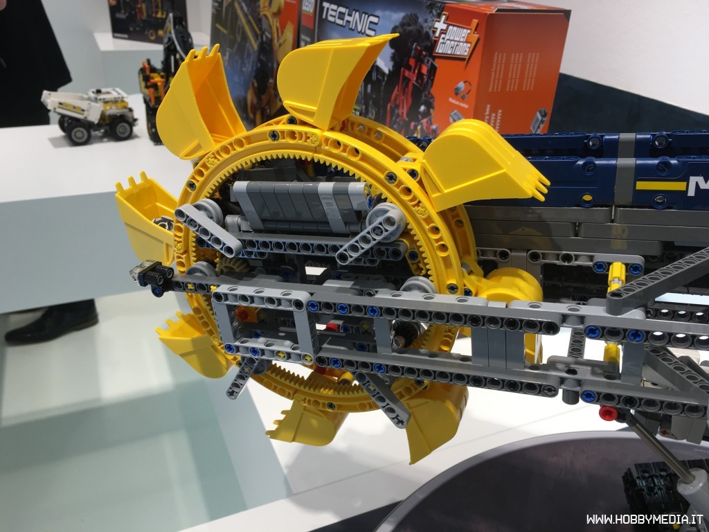 Lego Technic Bucket Wheel Excavator Set 42055 Hobbymedia